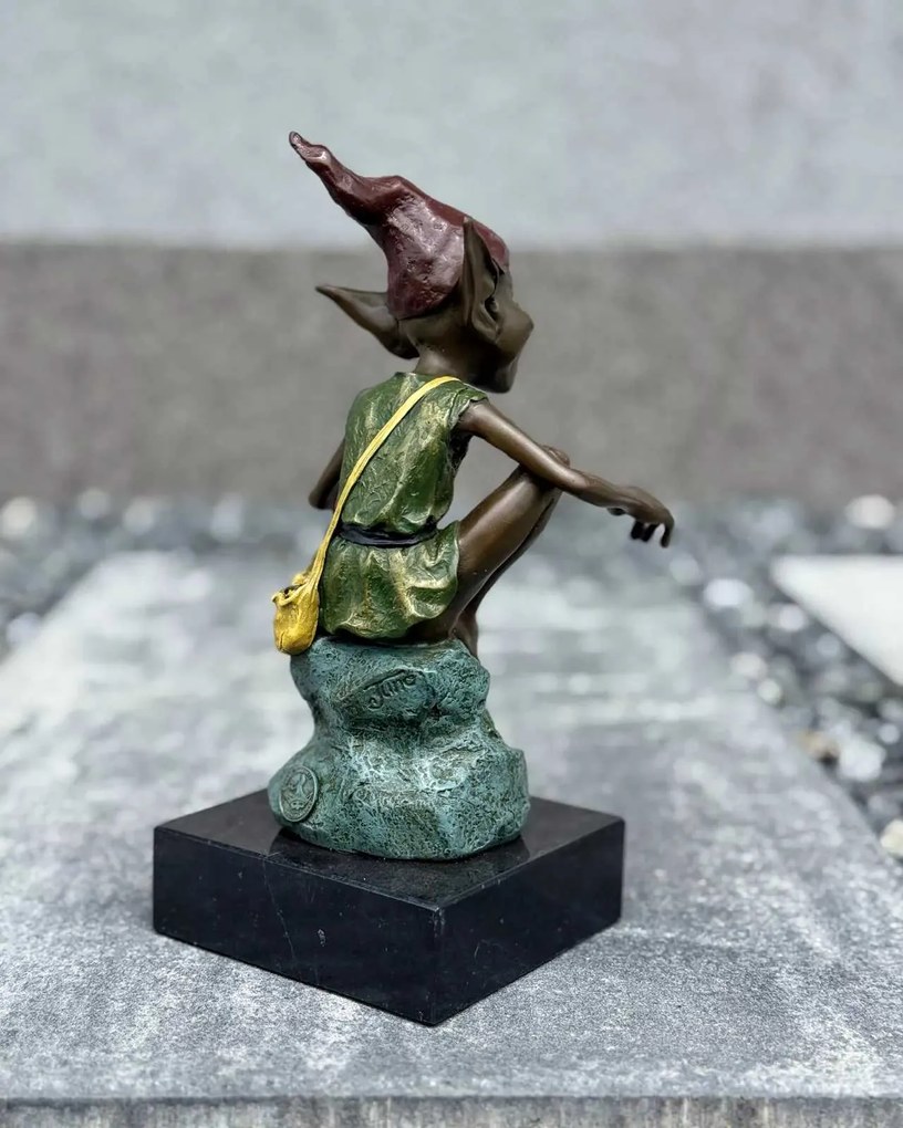 Bronzová socha - Skřítek pohádková figurka