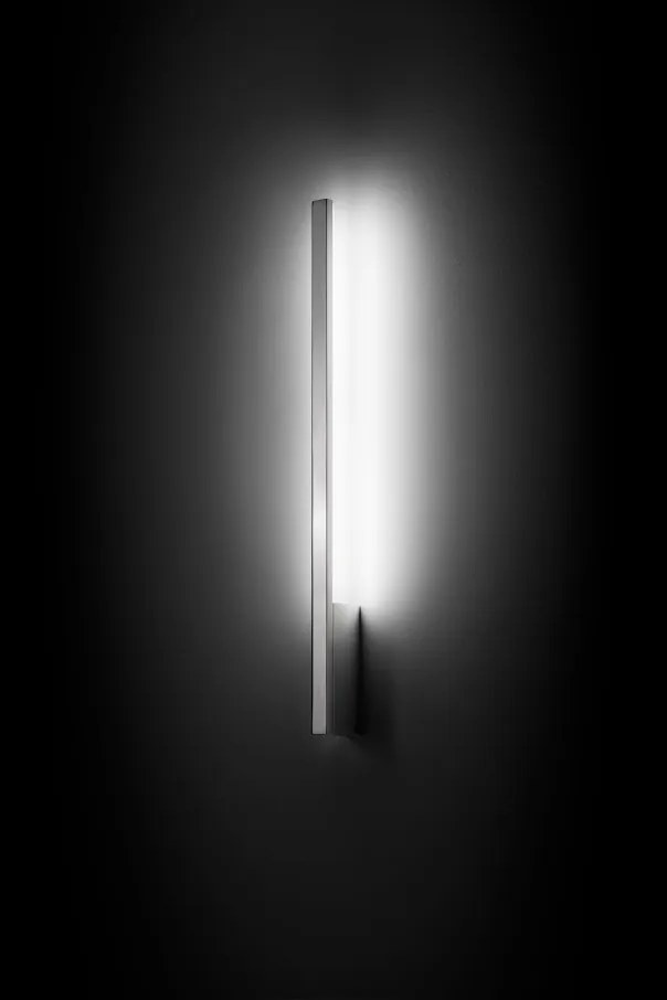 Stilnovo Xilema, minimalistické svítidlo pro nepřímé osvětelní, 18W LED, délka 79cm