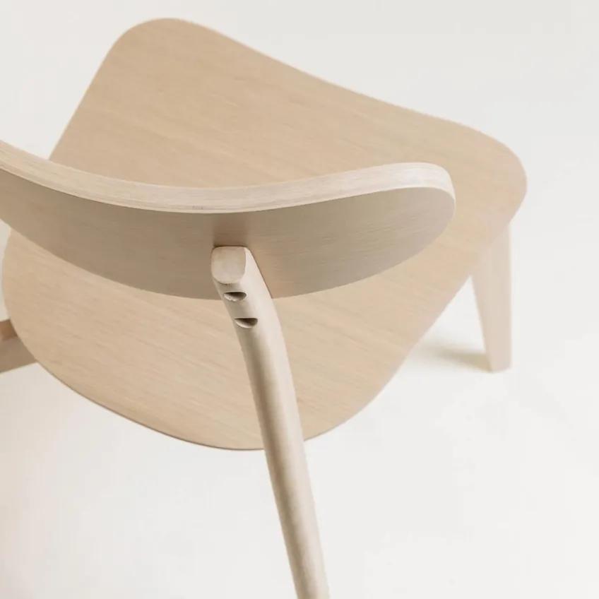 Dubová dřevěná jídelní židle Kave Home Safina