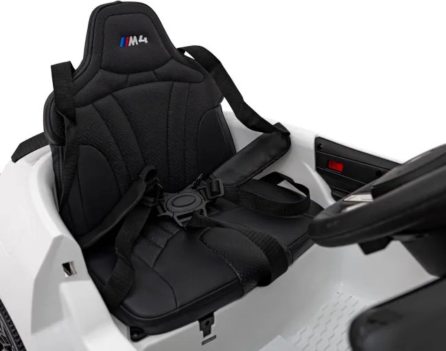 Elektrické autíčko BMW M4 bílé