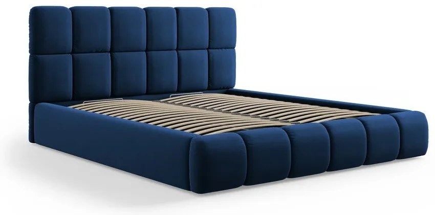 Tmavě modrá sametová čalouněná dvoulůžková postel s úložným prostorem s roštem 180x200 cm Bellis – Micadoni