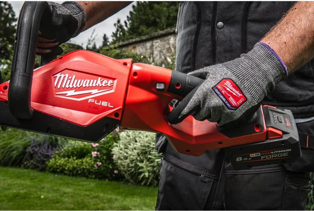 Milwaukee M18 FHET60G2-0 aku plotostřih s lištou 60 cm bez aku 4933498384