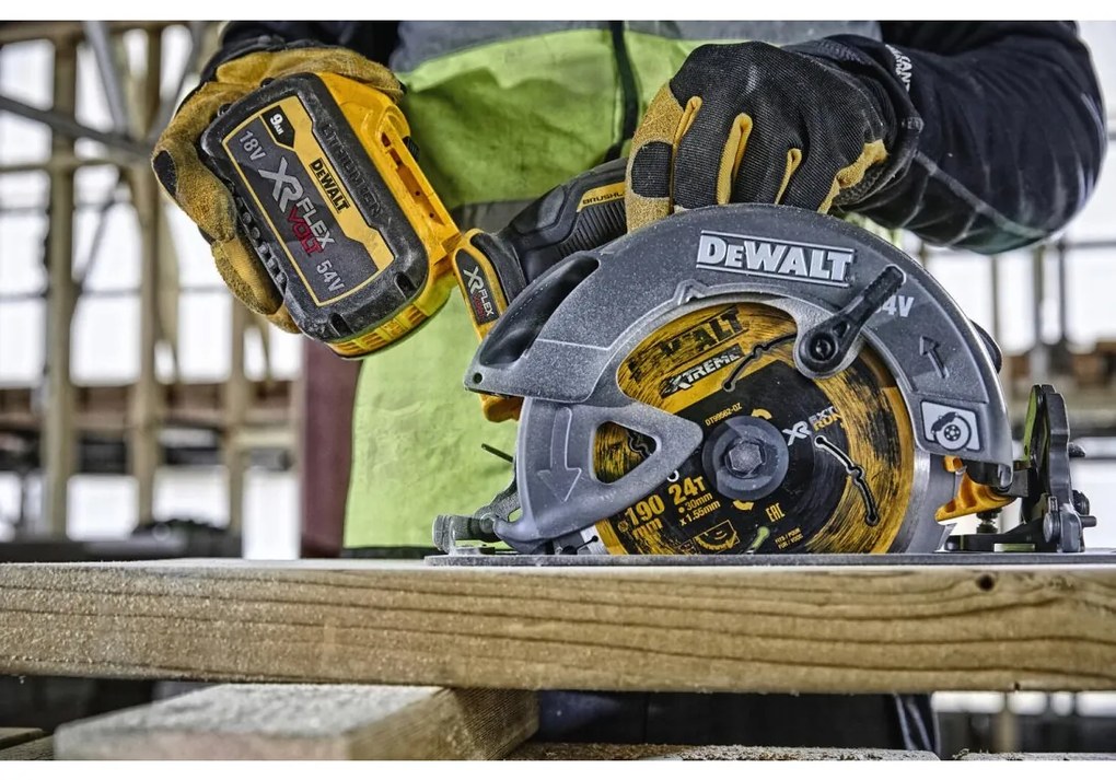 Aku kotoučová pila 54V bez aku DeWALT DCS578NT