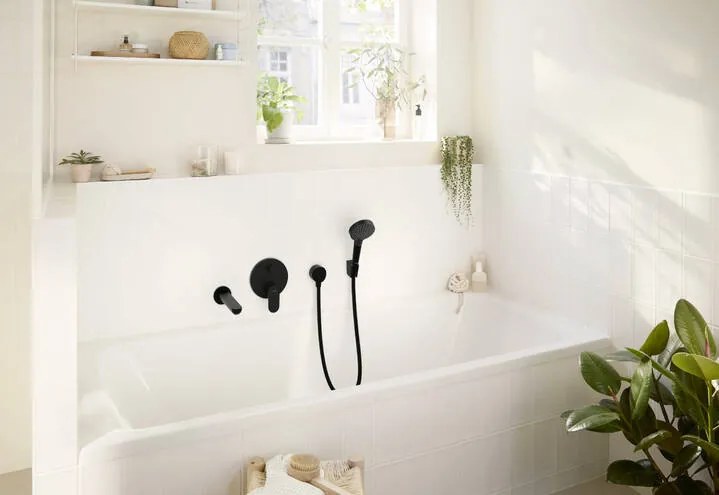 Hansgrohe Rebris S, vanová baterie pod omítku se zabudovanou bezpečnostní kombinací, černá matná, 72467670