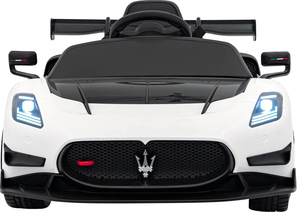 Ramiz Auto Maserati MC20 GT2 bílé