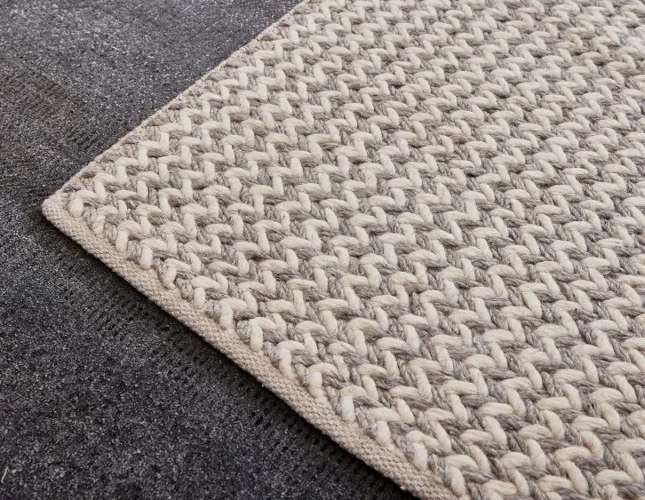Diamond Carpets India, Ručně vázaný kusový koberec Fusilli DE 9415 White Mix, 120x170, bílá, ložnice