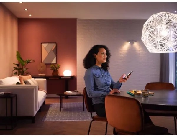 Základní sada Philips Hue WA 3xE27/11W 2200-6500K + Hue bridge a dimmer switch