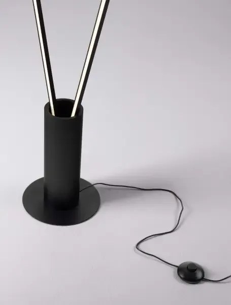 LED černá stojací lampa Kimolia