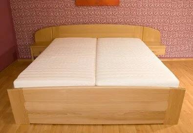 Dvoulůžko Postelia LUCIE Buk 180x200 - dřevěná postel z masivu o šíři 4 cm