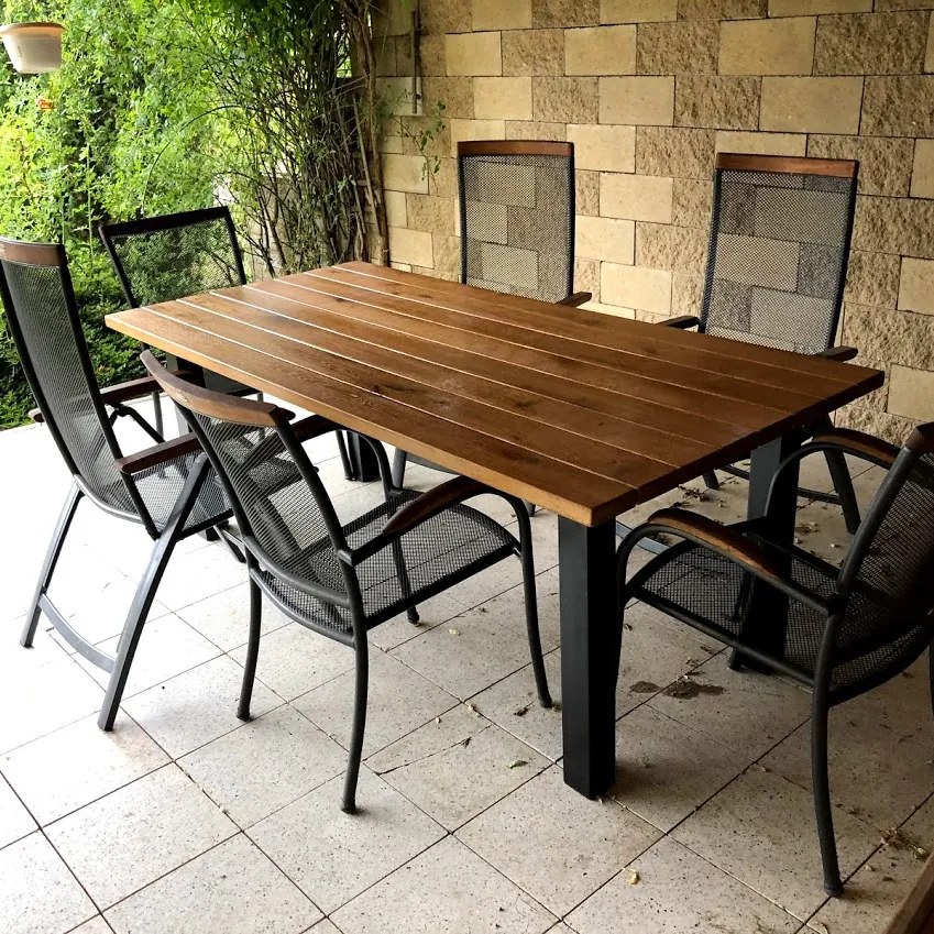 KULHÁNEK Zahradní stůl s kovovými nohami Odstín nátěru: lazura - dub, Velikost desky: 210x90 cm, Odstín podnože: antracit - RAL 7016