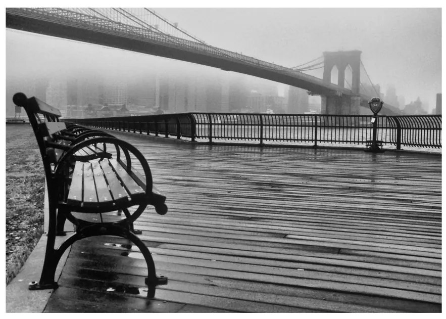 Fototapeta - A Foggy Day on the Brooklyn Bridge