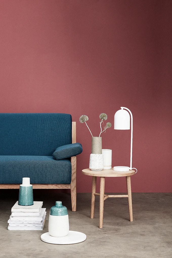 Hübsch Stolní lampa SHY bílá 890552