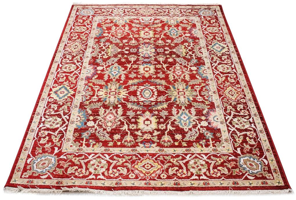 Vintage koberec v orientálním stylu