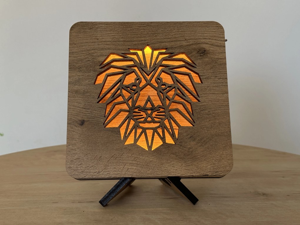 Li-Go "Hlava lva polygon" lampa 19x19cm provedení povrchu: dub světlý