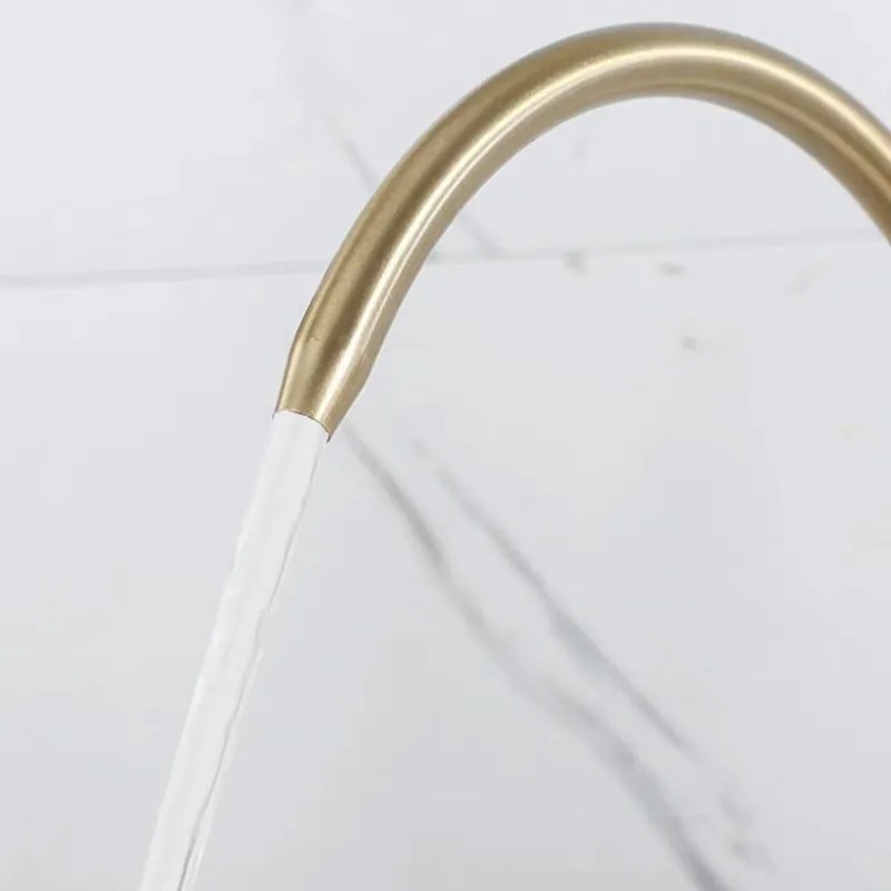 Rea Eco Fresh, dřezová baterie s výtokem pro filtr pitné vody, zlatá matná, REA-B7596