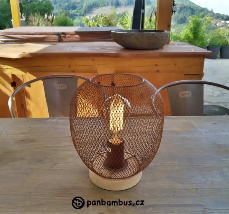 Codigo Designová stolní lampa