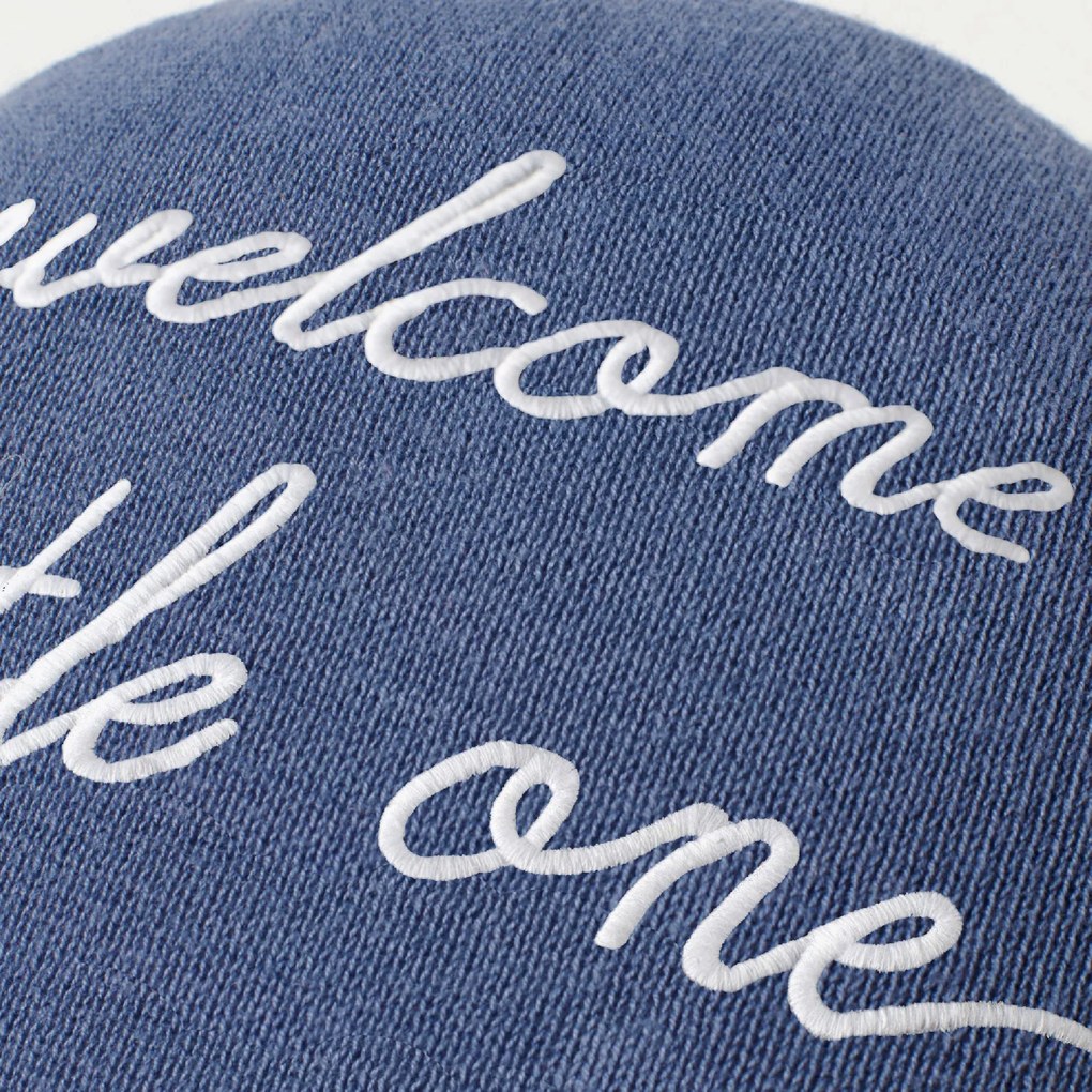 Nordic Coast Company Polštář "Welcome Little One" Blue