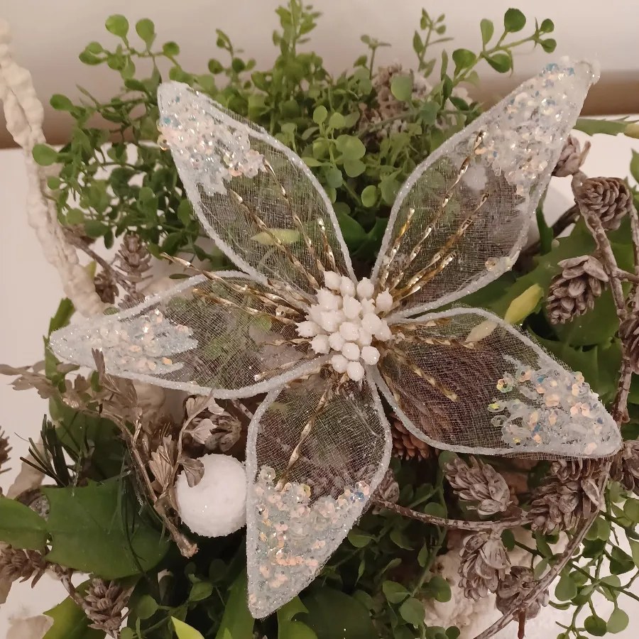 Dekorace umělý květ 20 cm, bílá
