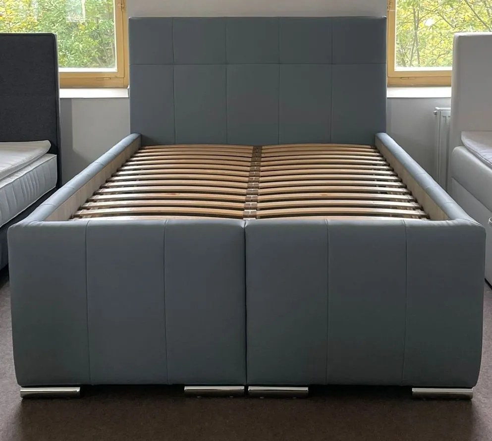 Vysoká čalouněná postel Vanesa 140x200cm 72cm - ekokůže