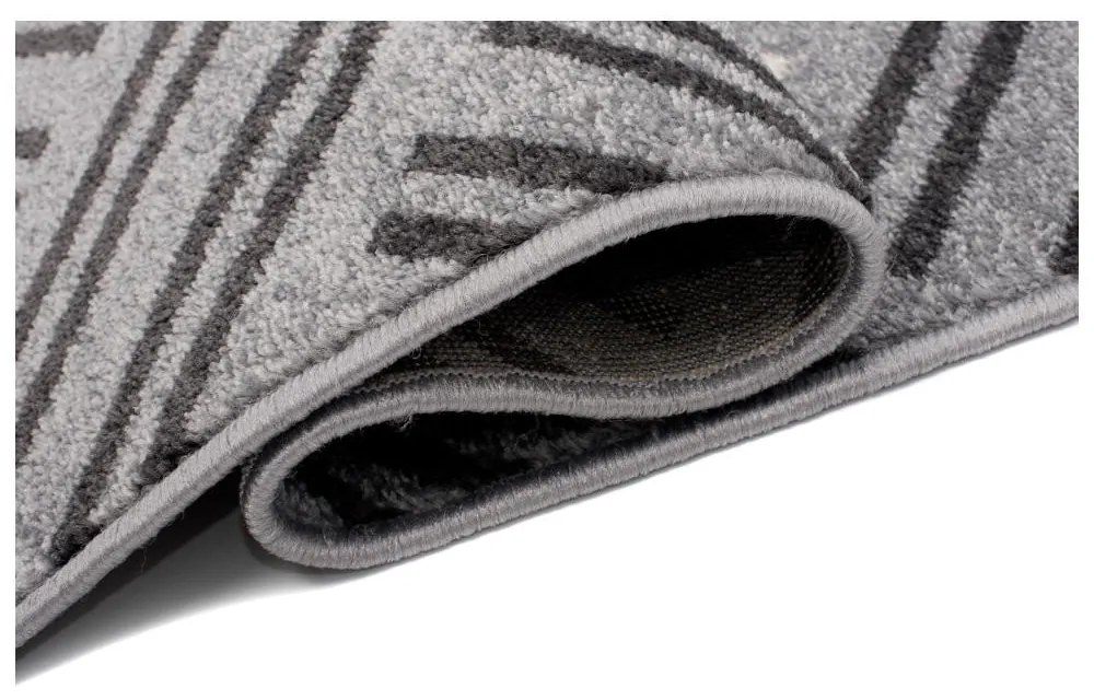 Kusový koberec Cros šedý 140x190cm