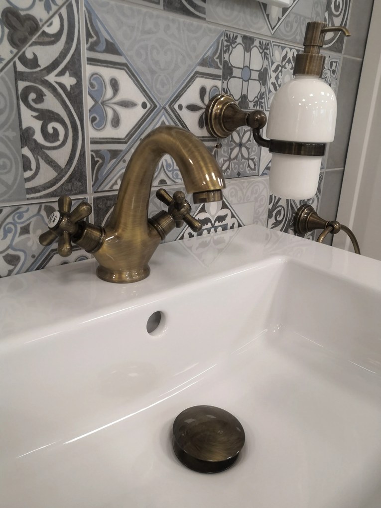 Slezák - RAV Umyvadlová baterie bez výpusti MORAVA RETRO - MK128.xSM, Stará mosaz (Bronz) Připojovací hadičky - závit: 3/8"