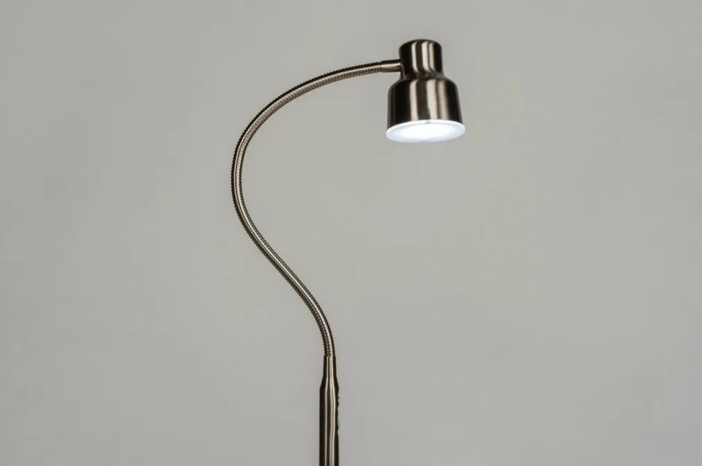 Stojací designová lampa Silver Yalle