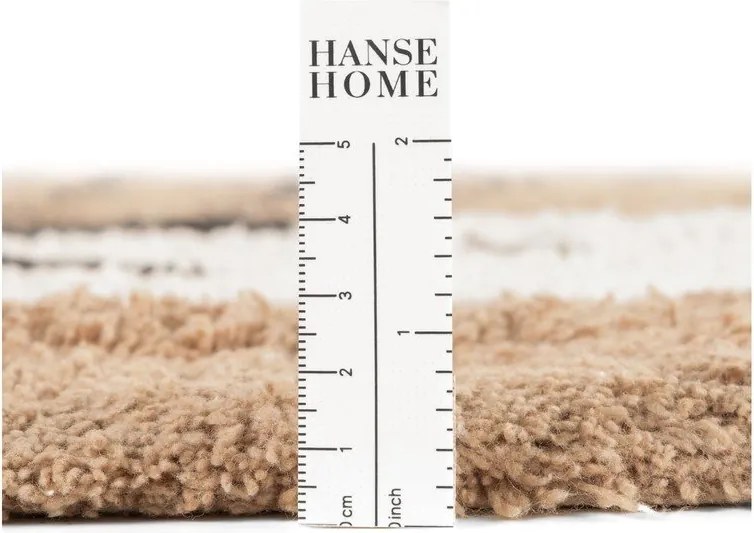 Světle hnědý pratelný/ručně tkaný bavlněný dětský koberec 93x120 cm Snuggle Bea – Hanse Home