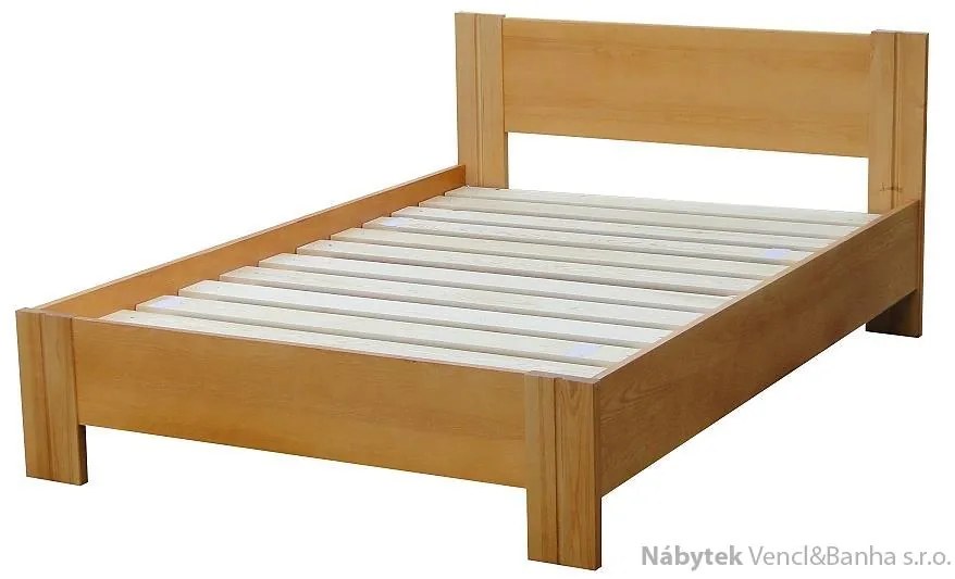 dřevěná dvoulůžková postel z masivního dřeva Etiuda chalup