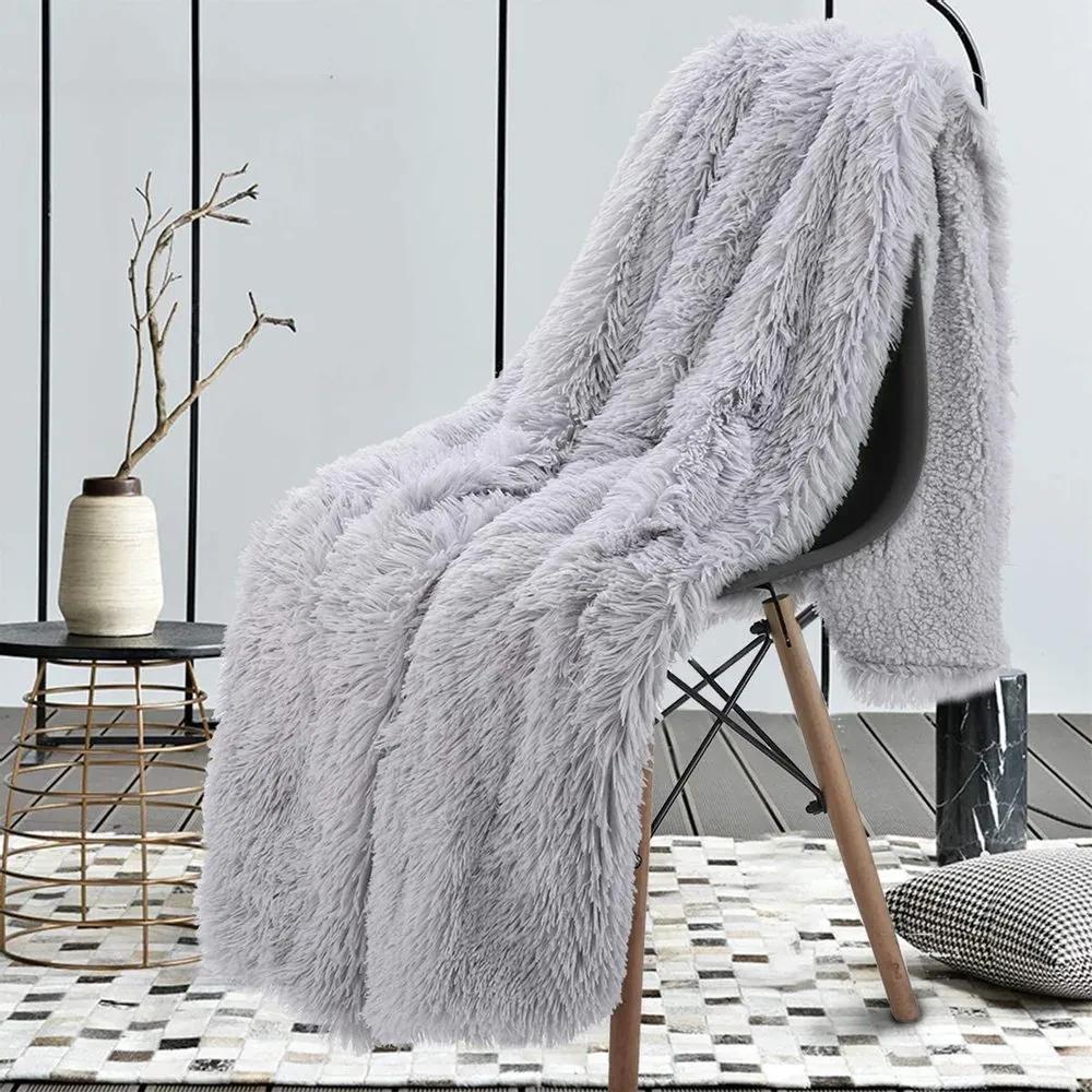 Luxusní deka s dlouhým vlasem - Světle šedá | BIANO