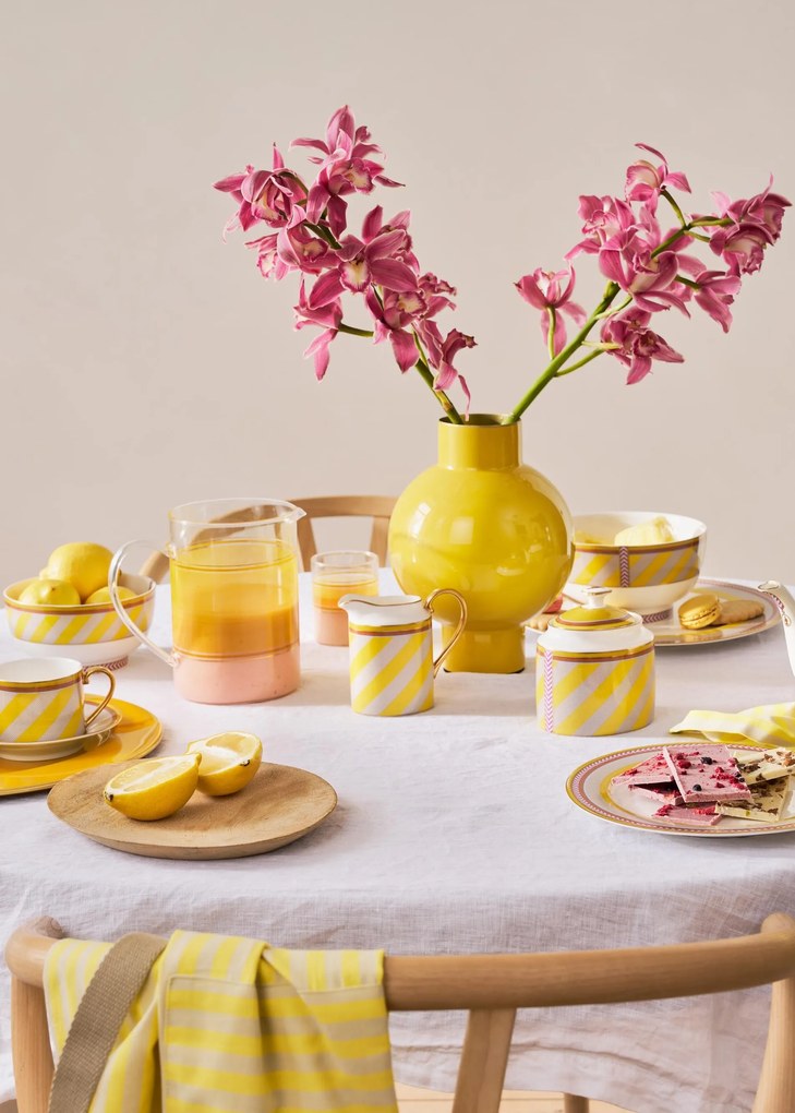 Pip Studio Pip Chique Stripes mlékovka 260ml, žlutá (Porcelánová mlékovka 260 ml)