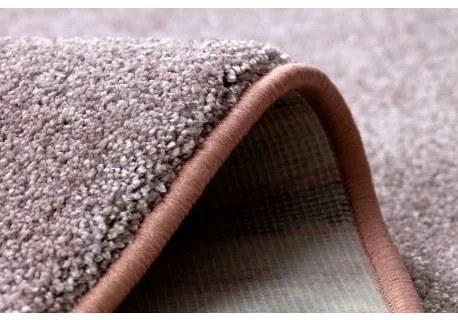 koberec, koberec metráž SAN MIGUEL špinavě růžová 61 hladký, Jedno velikost 400x600 cm | krásné koberce cz