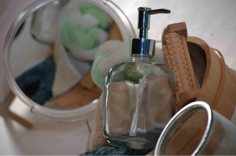 Skleněná sada doplňků do koupelny Bubbles – Ego Dekor