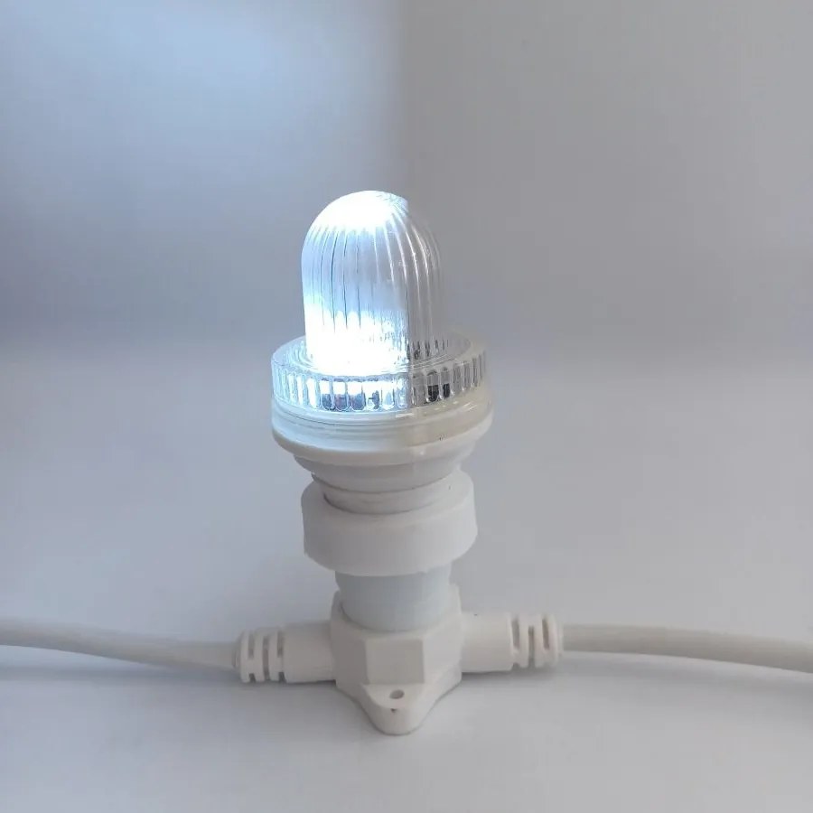 LED žárovka FLASH, ledově bílá, patice B22, IP44