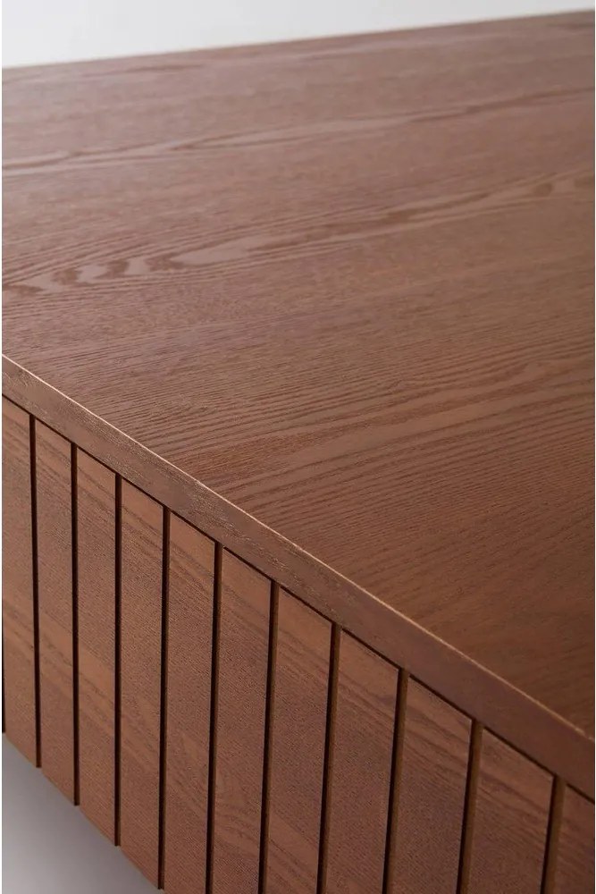 Tmavě hnědý konferenční stolek z MDF 90x90 cm Furuvik – Jotex