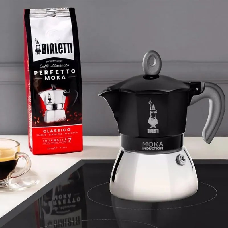 Bialetti Moka kávovar New Moka Induction na 4 šálky černý