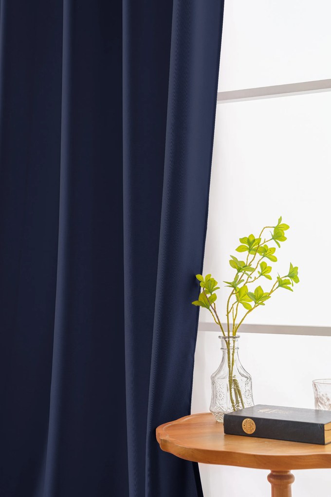 Tmavě modrý závěs OXFORD LIGHT 140x250 cm Zavěšení: Řasící páska
