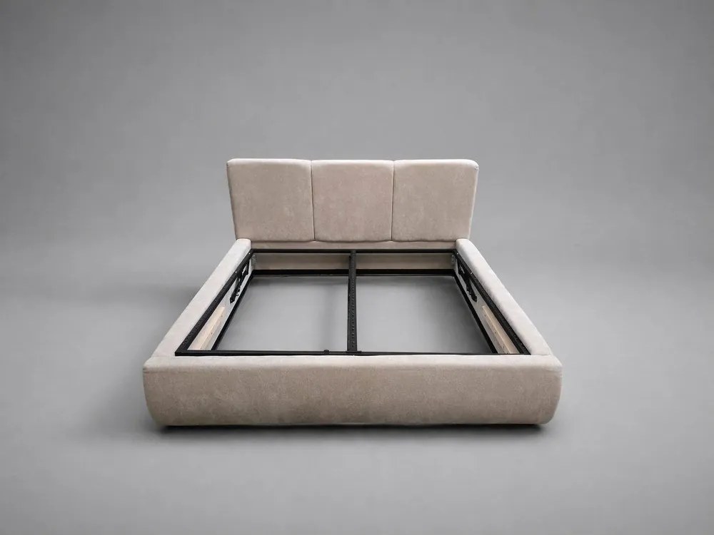 Béžová čalouněná dvoulůžková postel s úložným prostorem s roštem 180x200 cm Brody - II. jakost – Mazzini Beds