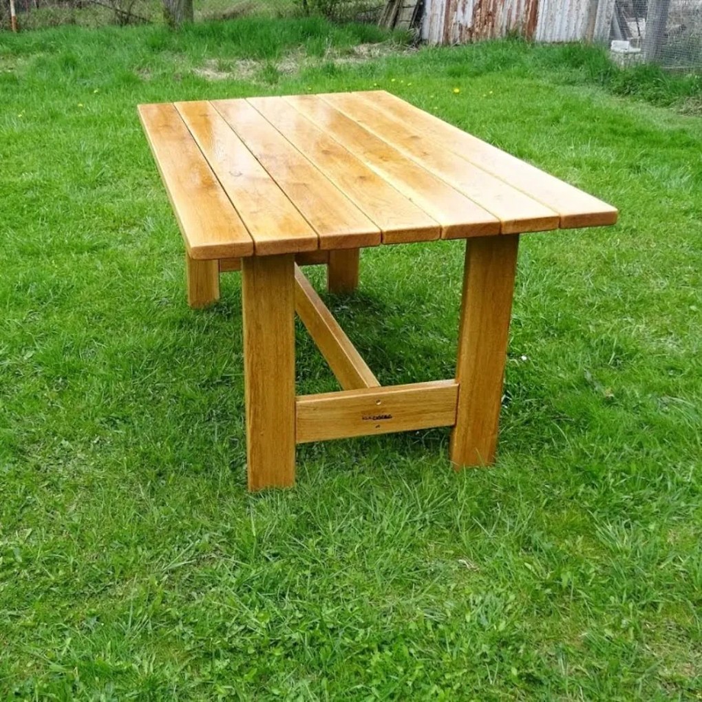 KULHÁNEK Přírodní stůl dubový Odstín nátěru: individuální, Velikost desky: 230x90 cm