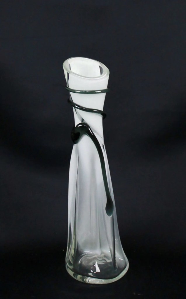 Levné-garnýže.cz - Váza designová Ornament bílá s černou 40 cm