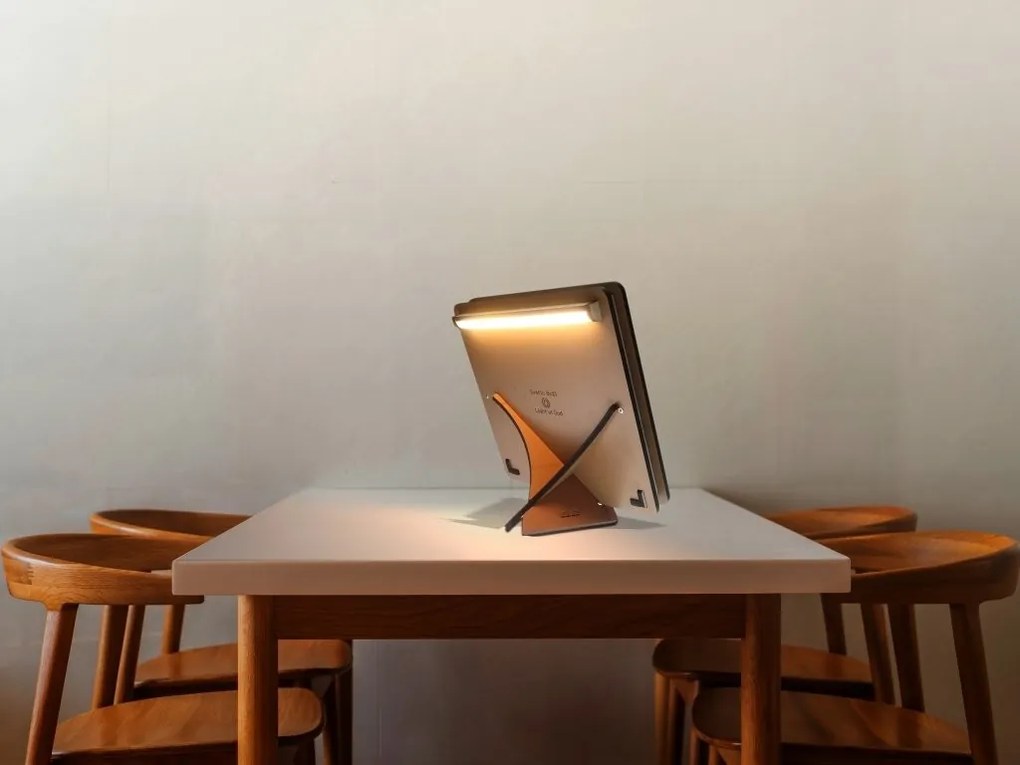 Li-Go "Koně" lampa 31x31 cm provedení povrchu: bříza