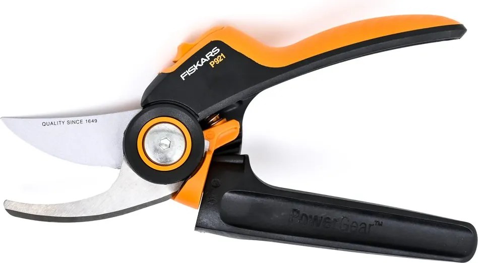 Ruční zahradní nůžky Fiskars X-series PowerGear P921 1057173