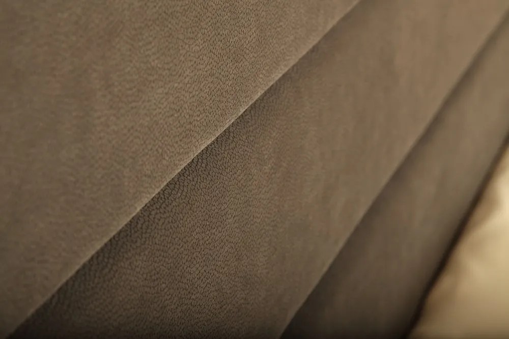 Krajča Manželská postel z masivu Alfarnate 200 x 200 cm (dub) Povrchová úprava: Savana, Druh dřeva: Dub, Barva čalounění: Bílá