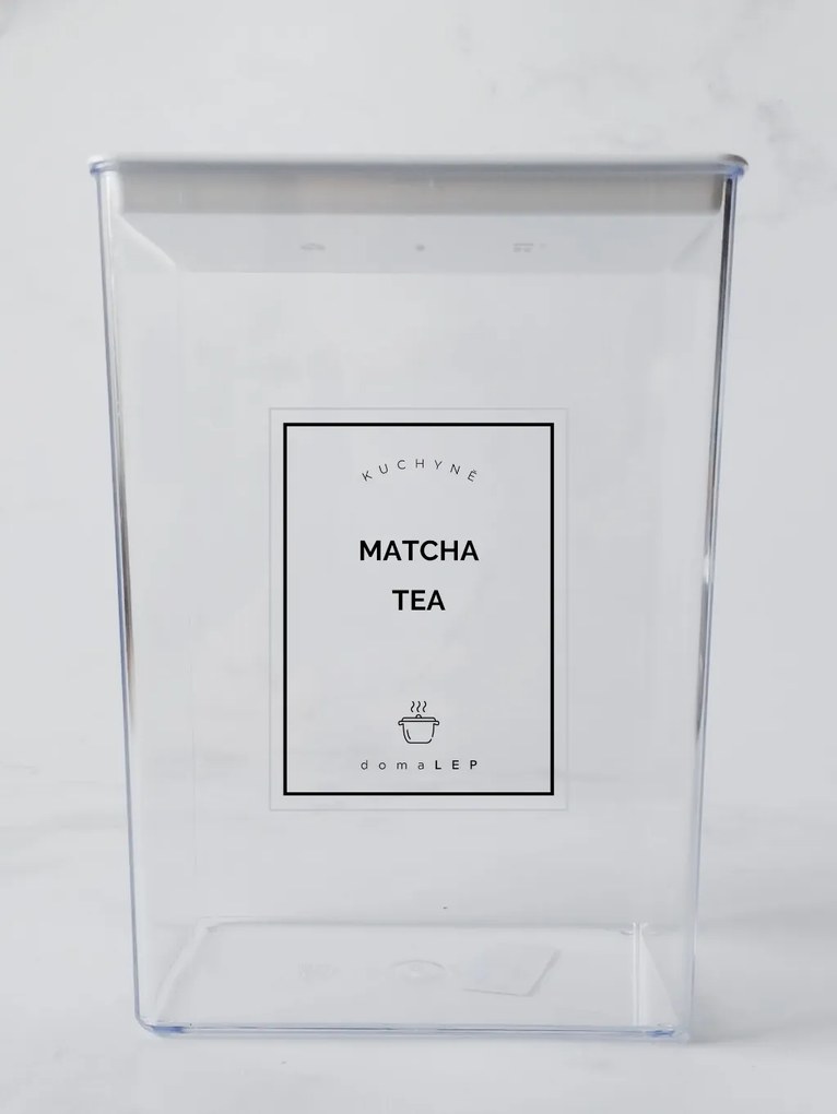 MATCHA TEA – průhledná samolepka na dózu, tučné písmo, 6 × 8 cm | DomaLEP