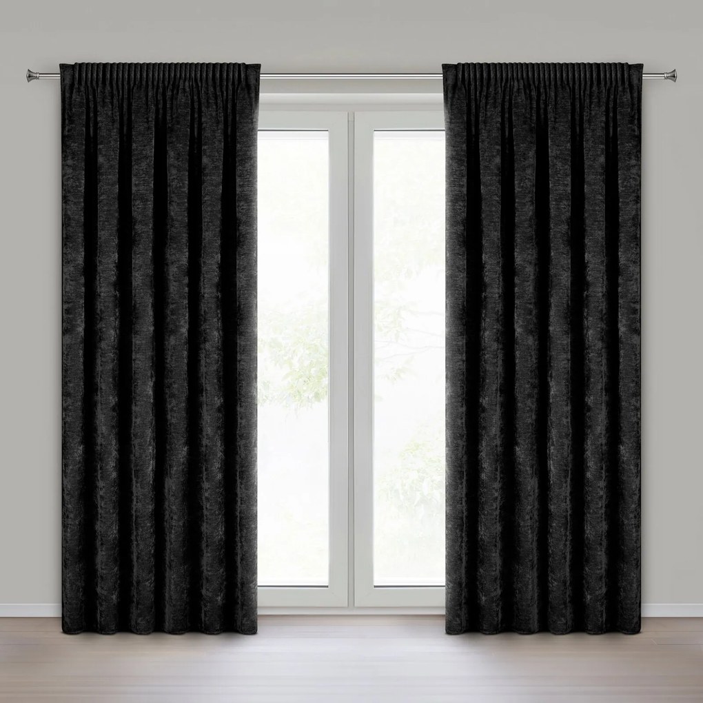 ZATEMŇOVACÍ ZÁVĚS NA PÁSCE NESKA 140X270 CM ČERNÝ