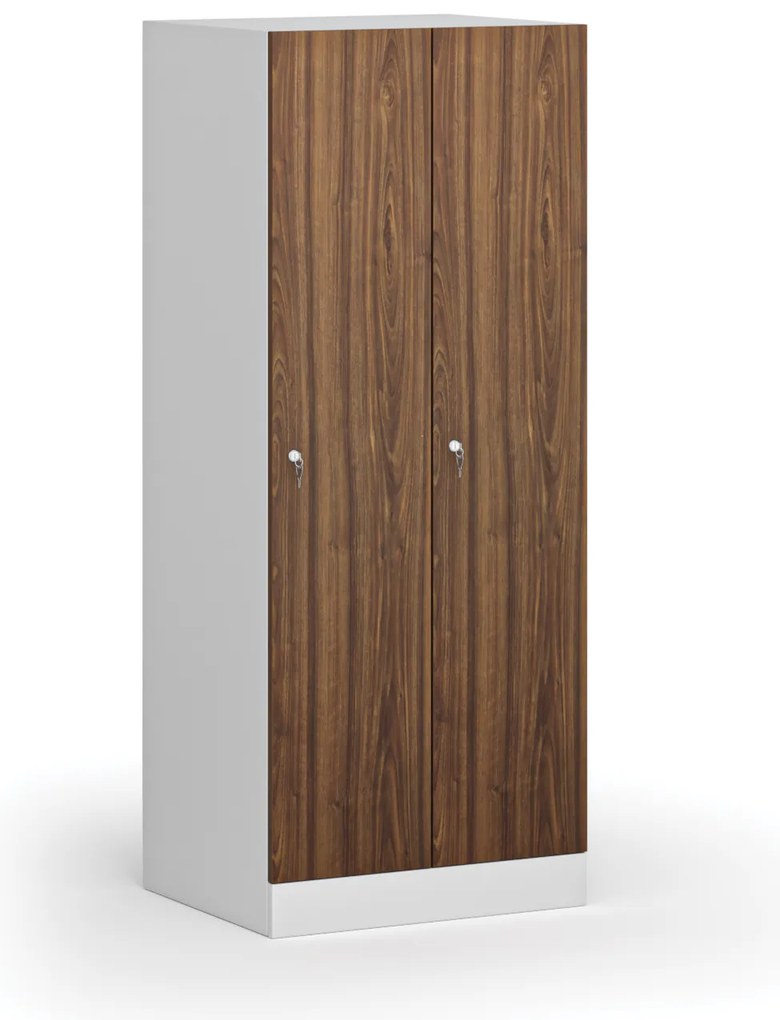 Snížená šatní skříňka S1, 2 oddíly, 1500 x 600 x 500 mm, demont, cylindrický zámek, laminované dveře, ořech