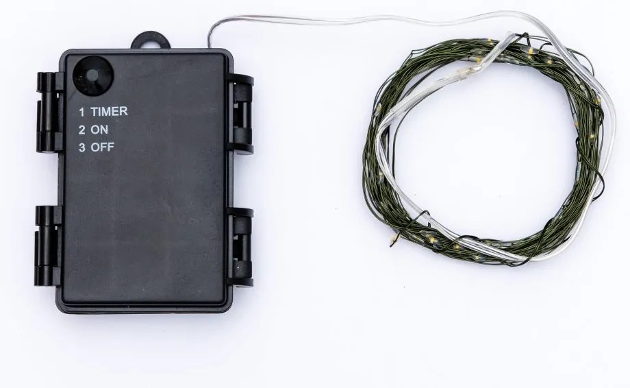 LED světýlka na baterie, kapičky, 5,3 m, teple bílá, 50 diod, zelený drátek, IP44, venkovní, 3 × AA