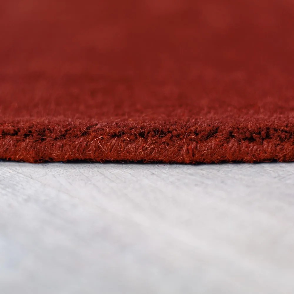 Ručně tkaný vlněný kulatý koberec v cihlové barvě ø 150 cm Mia Segment – Flair Rugs