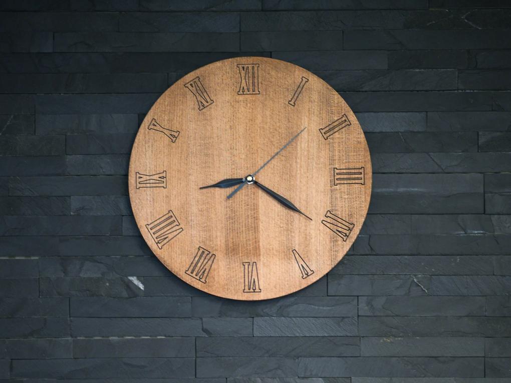 Dřevomuška Nástěnné dřevěné hodiny Ella 30 cm