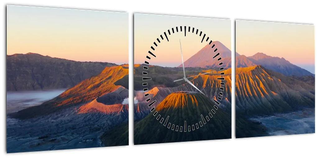 Obraz hory Bromo v Indonésii (s hodinami) (90x30 cm)