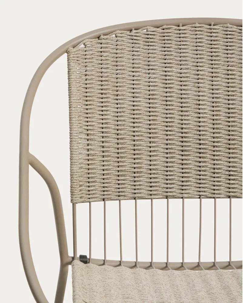 Taupe zahradní křeslo Atrani – Kave Home